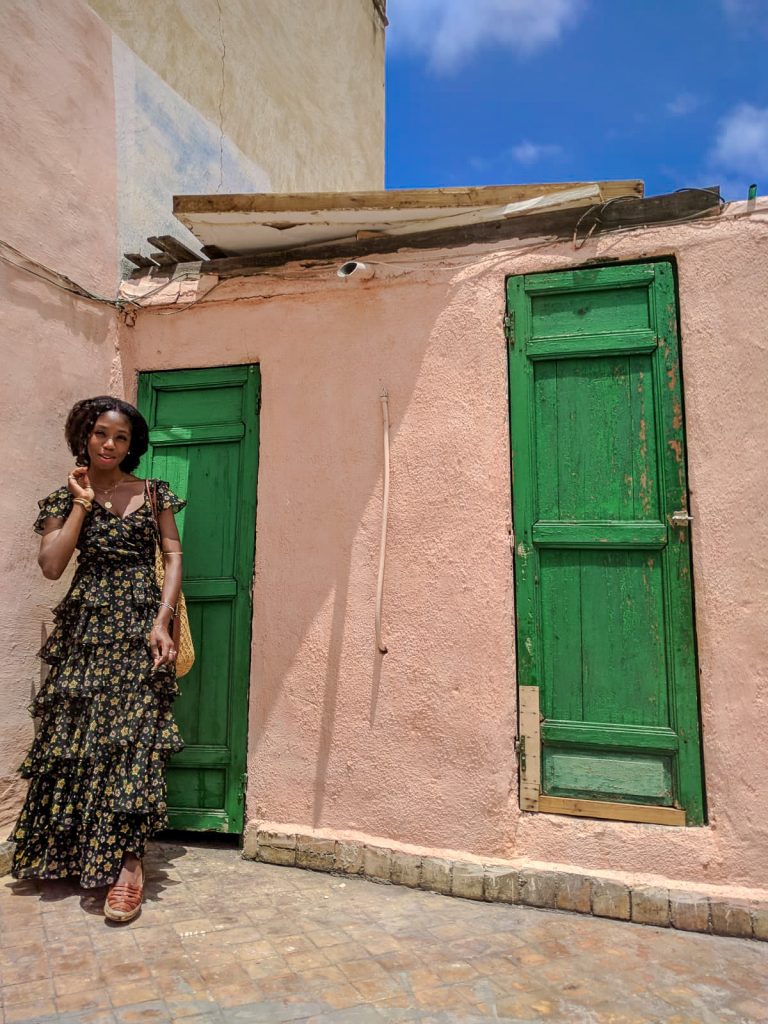 Perfect Guide to Fez - 'N A Perfect World with Nneya Richards © 2015